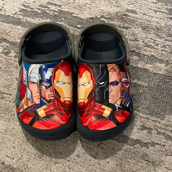 CROCS | Shoes | Marvel Avengers Crocs Sz 3 | Poshmark